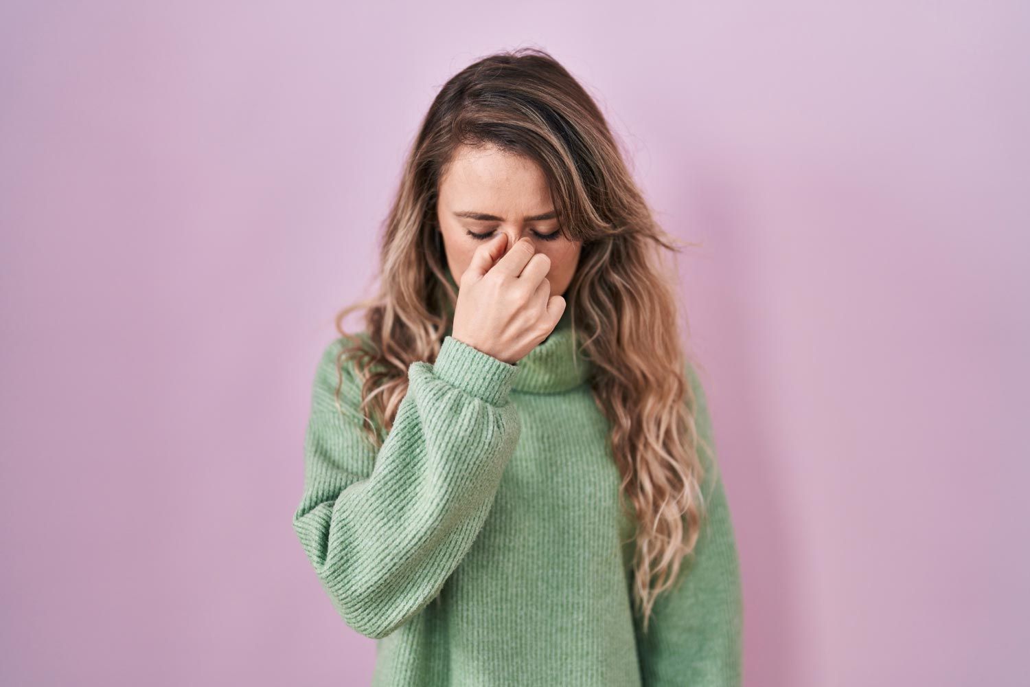 Low Iron Symptoms in Women: Signs, Causes, & Tests | Wisp